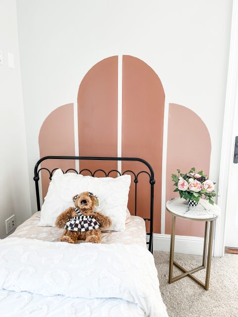 Painted Arched Headboard - 3 Daughters DIY